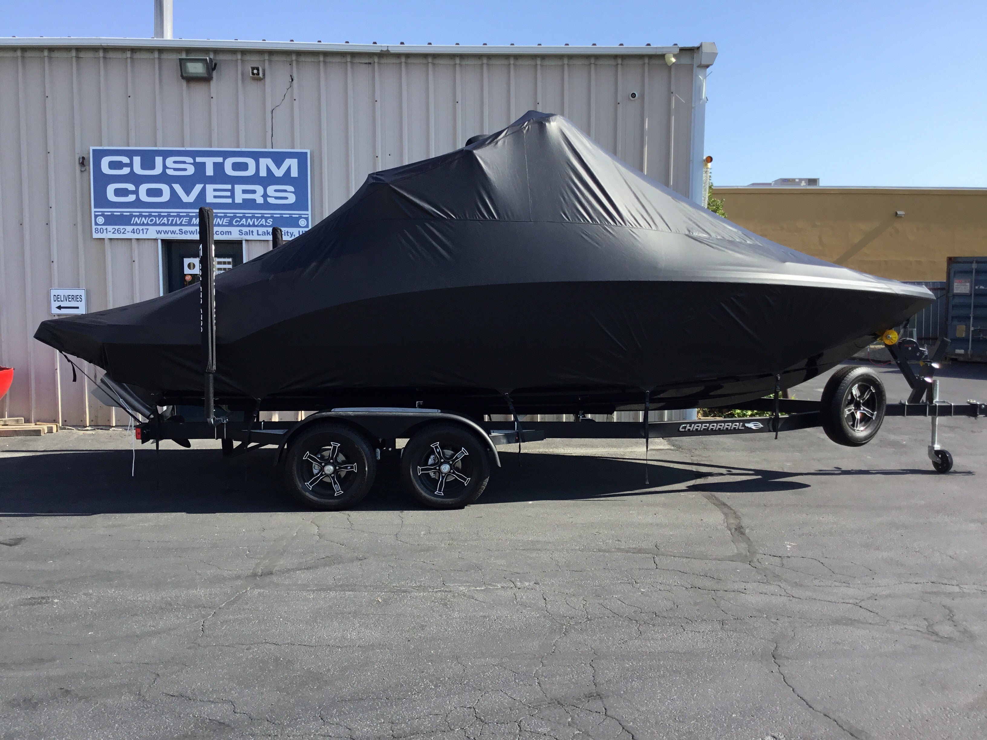 24 Chaparral 23 Surf Velocity Tower