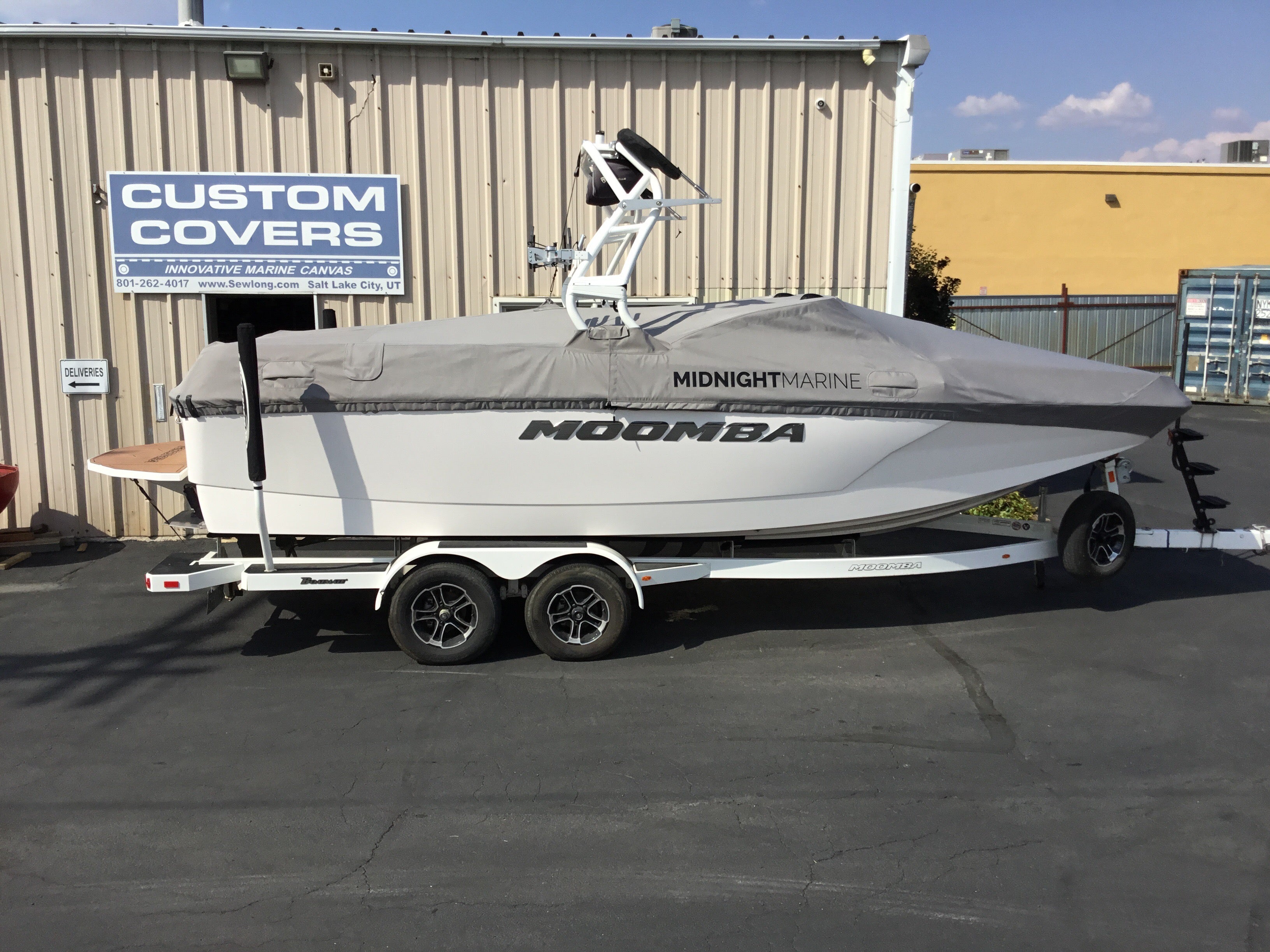 Moomba Max W/A3 Tower Cinch Cover – BoardCo