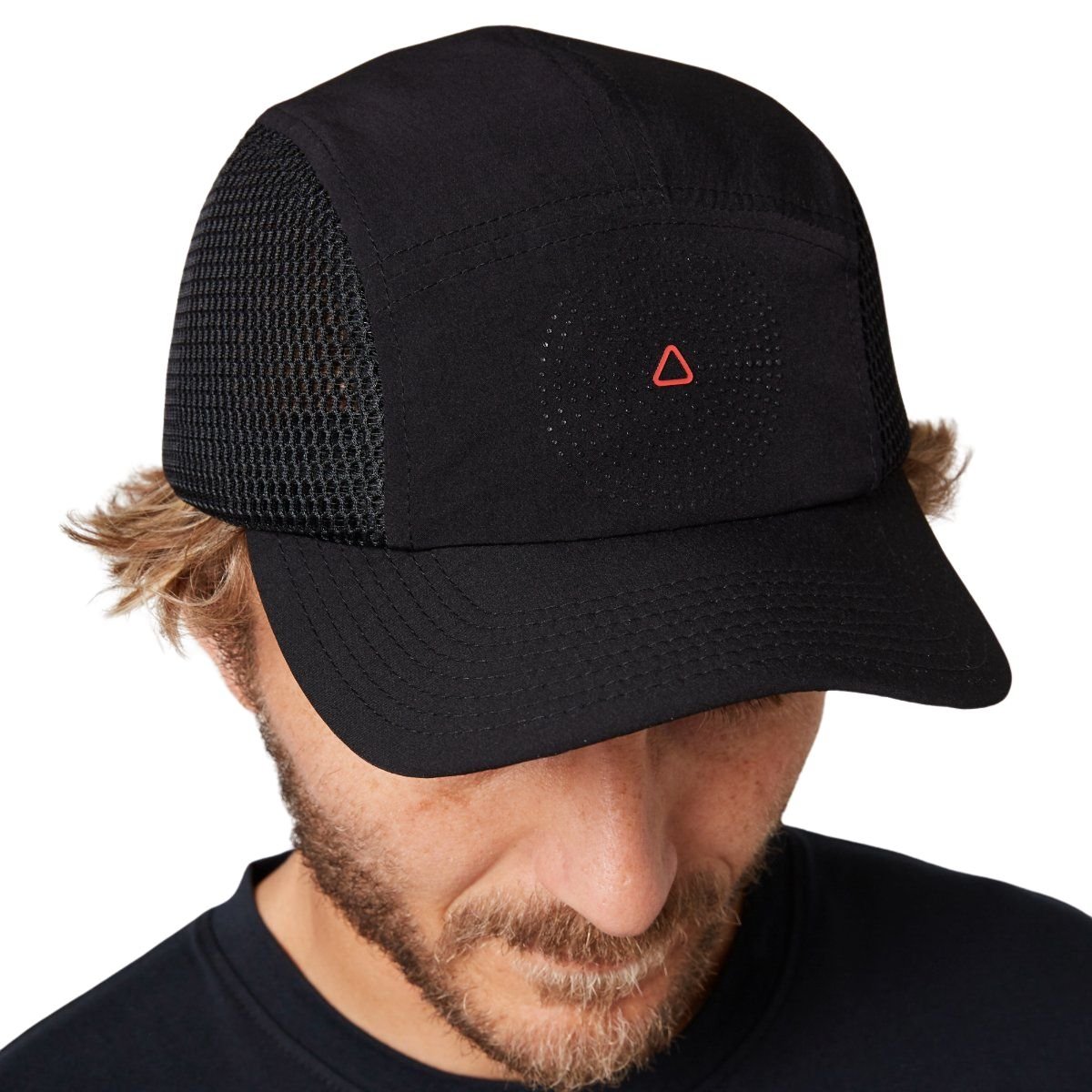 Follow Foil Cap in Black